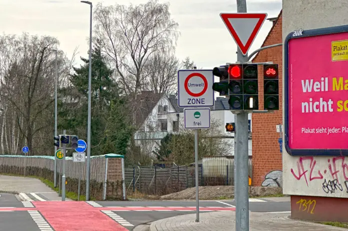 Neues von der Stau-Ampel an der Natruper Straße: Stadt behauptet "es gibt keine Vorrangschaltung"